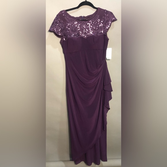 Alex Evenings | Dresses | Nwt Alex Evenings Long Column Dress With ...